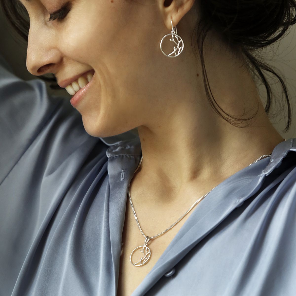 Sterling Silver Bud Loop Necklace | Martha Jackson