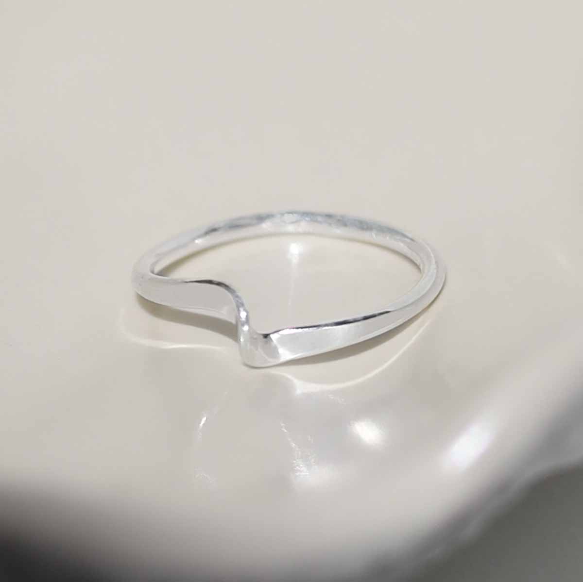 Sterling Silver Twisted Midi Ring | Martha Jackson